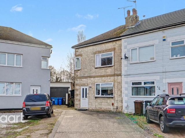 2 bedroom semi detached house for sale