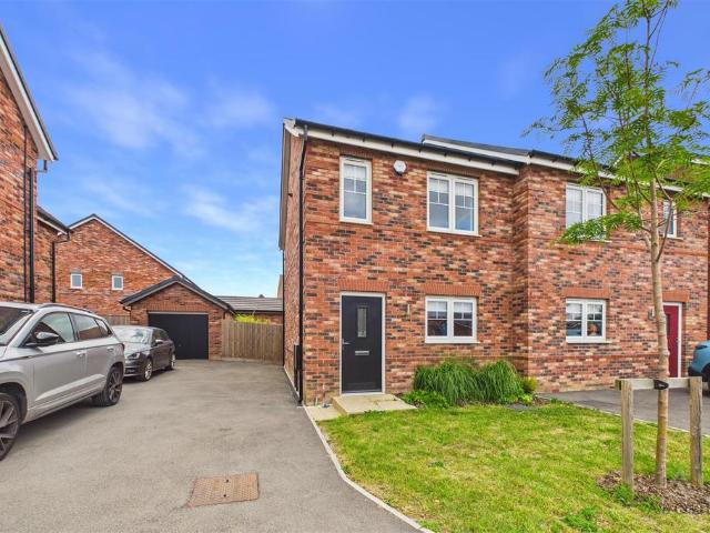 2 bedroom semi detached house for sale