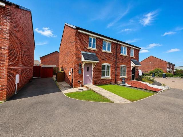 2 bedroom semi detached house for sale