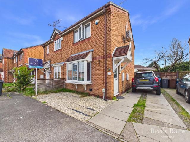 2 bedroom semi detached house for sale