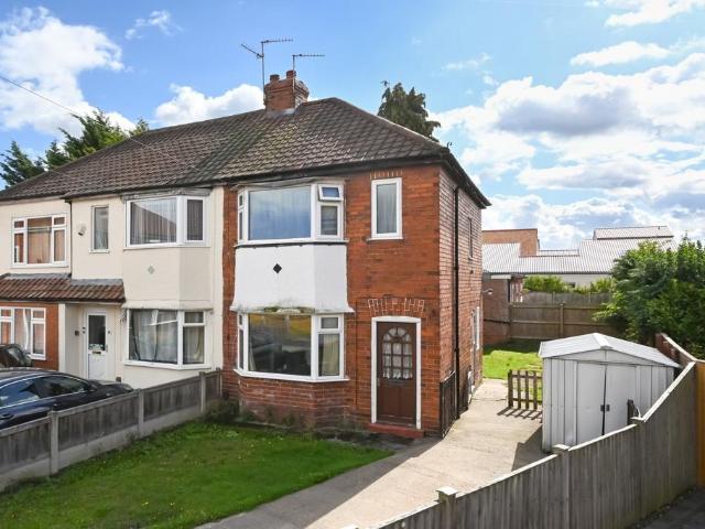 2 bedroom semi detached house for sale