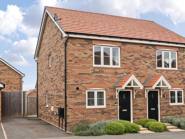 2 bedroom semi detached house for sale