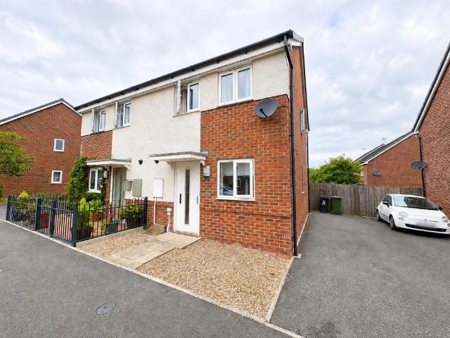 2 bedroom semi detached house for sale