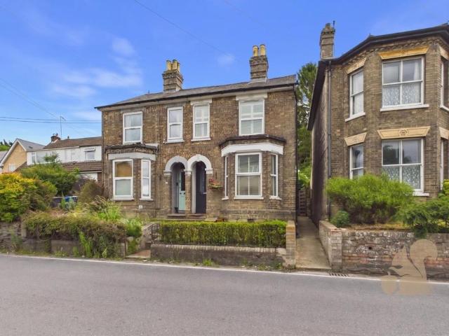 2 bedroom semi detached house for sale