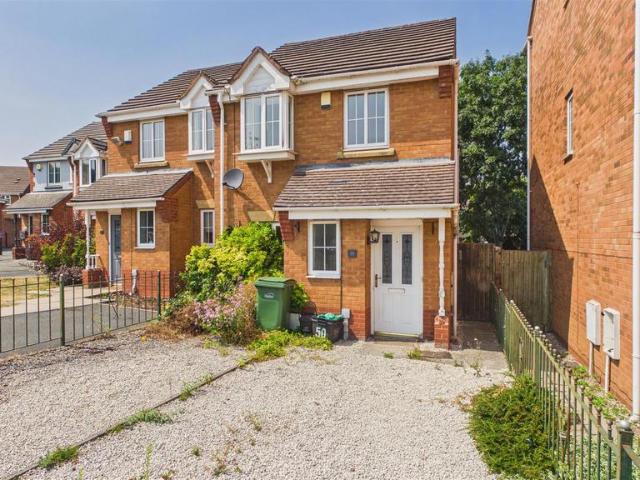 2 bedroom semi detached house for sale