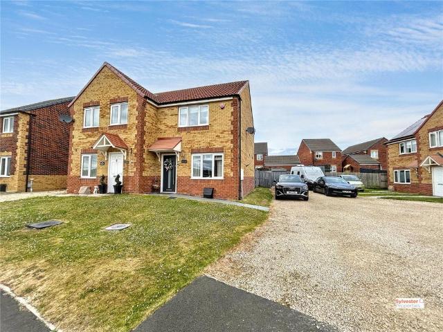 2 bedroom semi detached house for sale