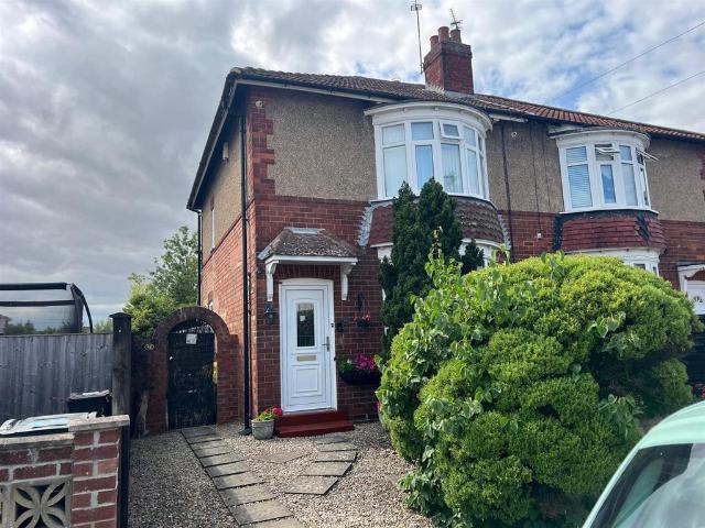 2 bedroom semi detached house for sale