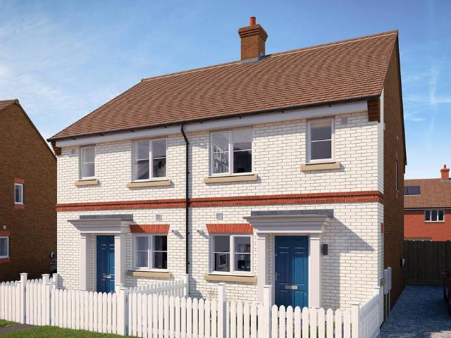 2 bedroom semi detached house for sale