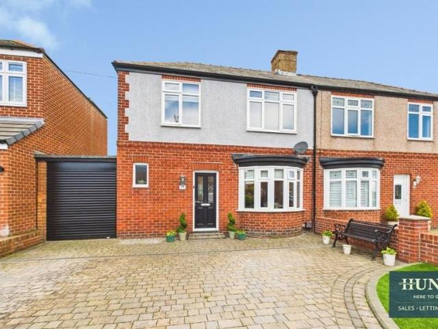 2 bedroom semi detached house for sale