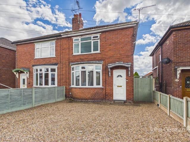 2 bedroom semi detached house for sale