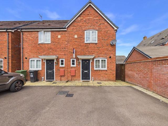 2 bedroom semi detached house for sale
