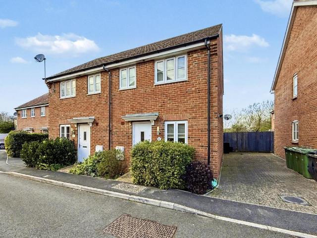 2 bedroom semi detached house for sale