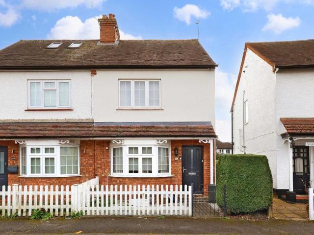 2 bedroom semi detached house for sale