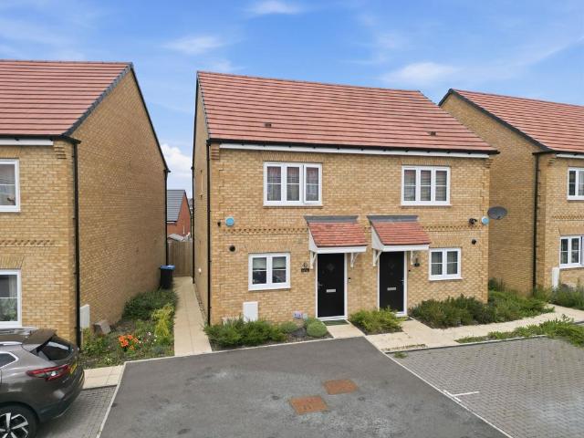 2 bedroom semi detached house for sale