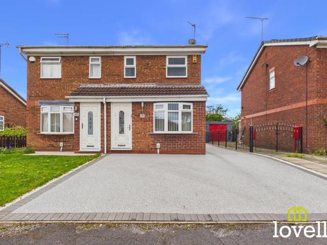 2 bedroom semi detached house for sale