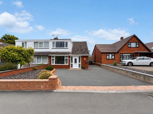 2 bedroom semi detached house for sale