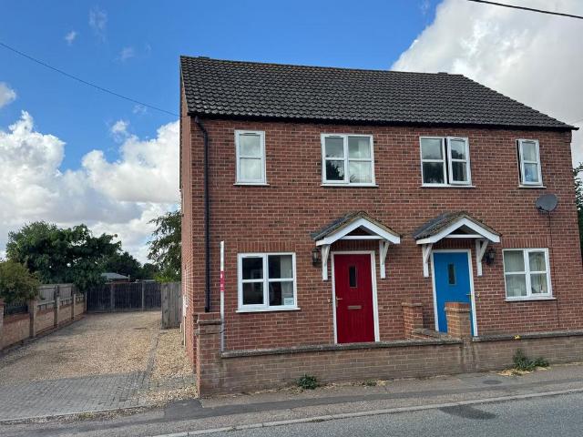 2 bedroom semi detached house for sale
