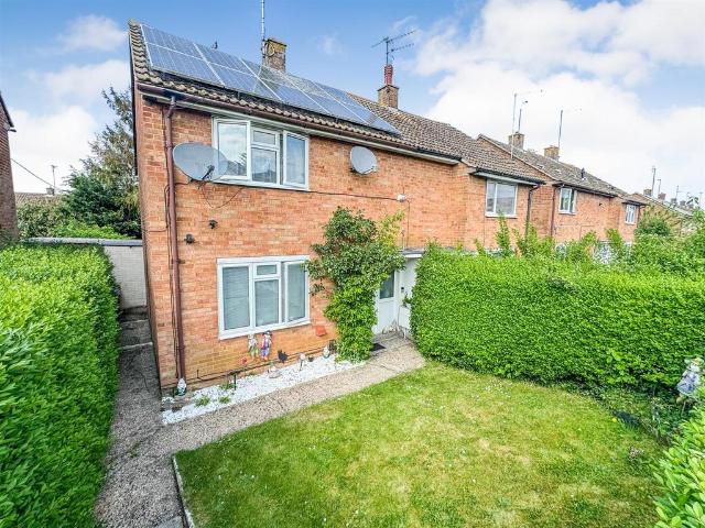 2 bedroom semi detached house for sale