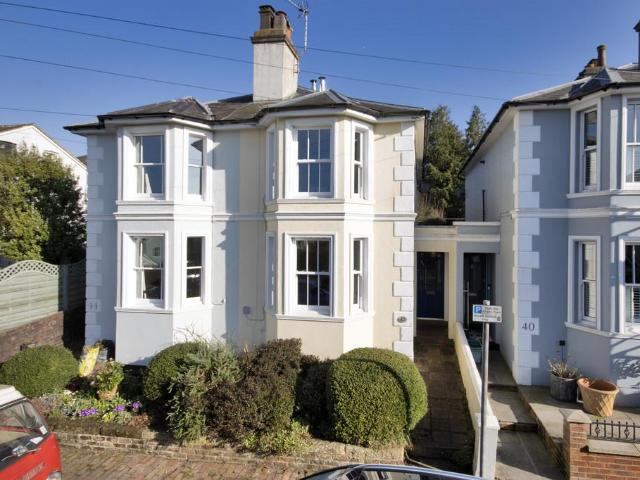 2 bedroom semi detached house for sale