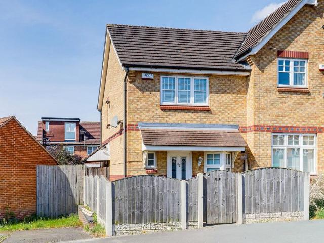 2 bedroom semi detached house for sale
