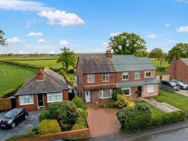 2 bedroom semi detached house for sale