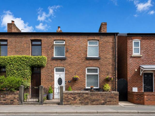 2 bedroom semi detached house for sale