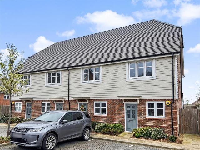 2 bedroom semi detached house for sale