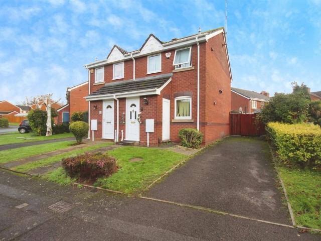 2 bedroom semi detached house for sale