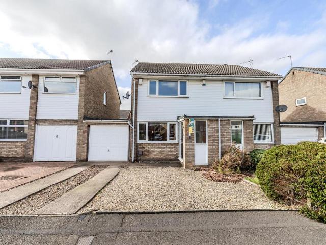 2 bedroom semi detached house for sale