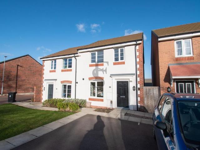 2 bedroom semi detached house for sale
