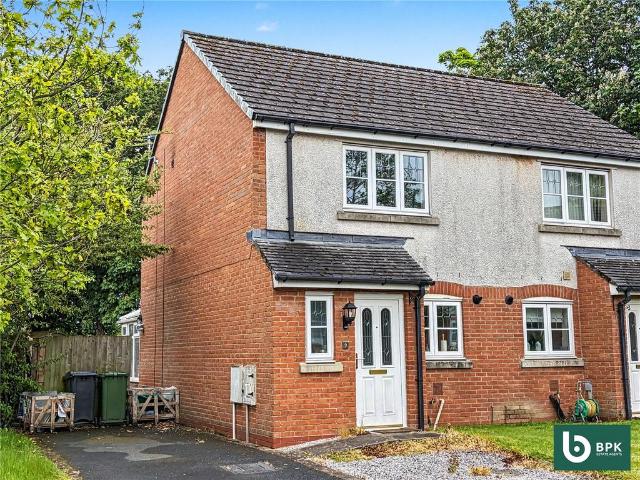 2 bedroom semi detached house for sale