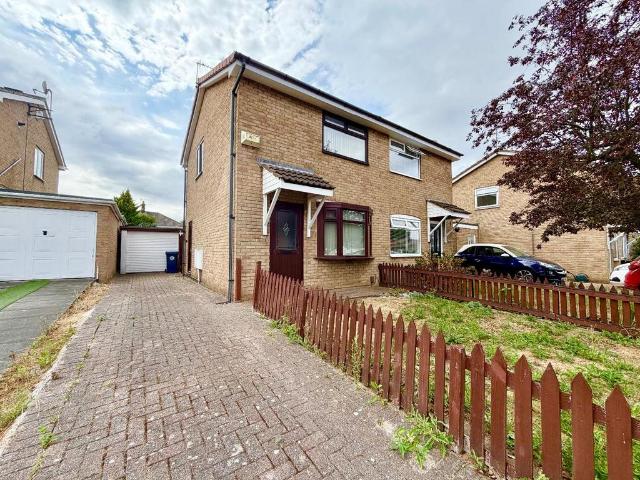 2 bedroom semi detached house for sale