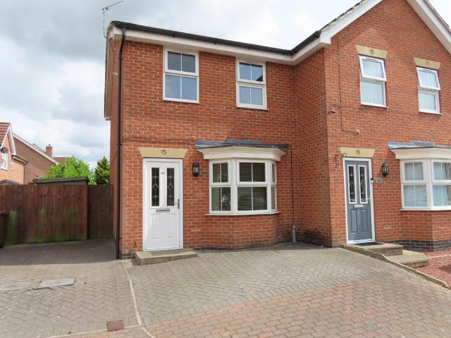 2 bedroom semi detached house for sale