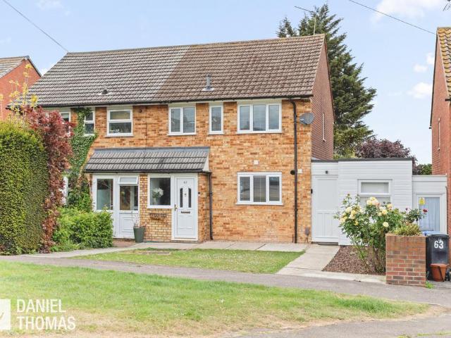 2 bedroom semi detached house for sale