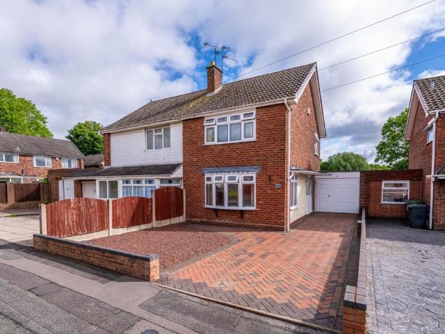 2 bedroom semi detached house for sale