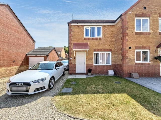 2 bedroom semi detached house for sale