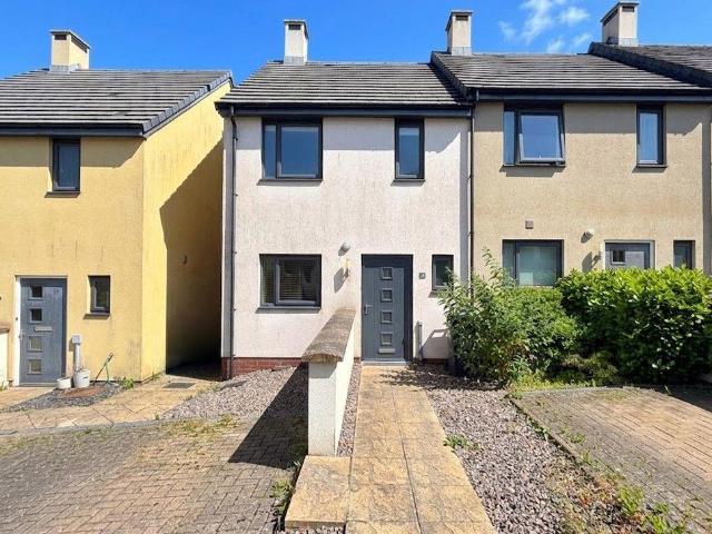 2 bedroom semi detached house for sale