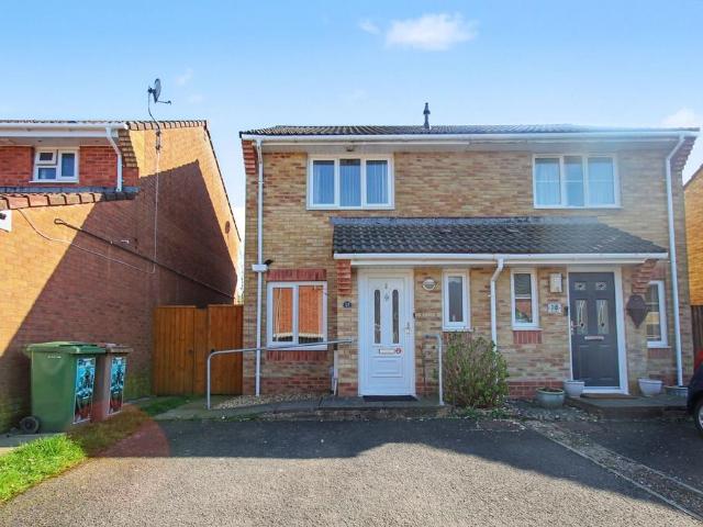 2 bedroom semi detached house for sale