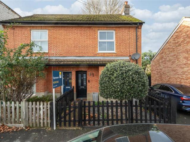 2 bedroom semi detached house for sale