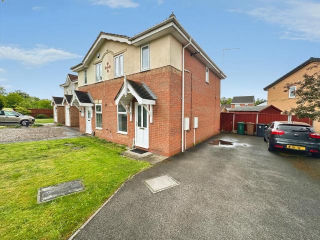 2 bedroom semi detached house for sale