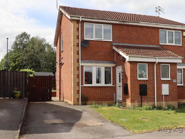 2 bedroom semi detached house for sale