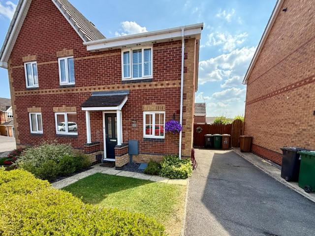 2 bedroom semi detached house for sale