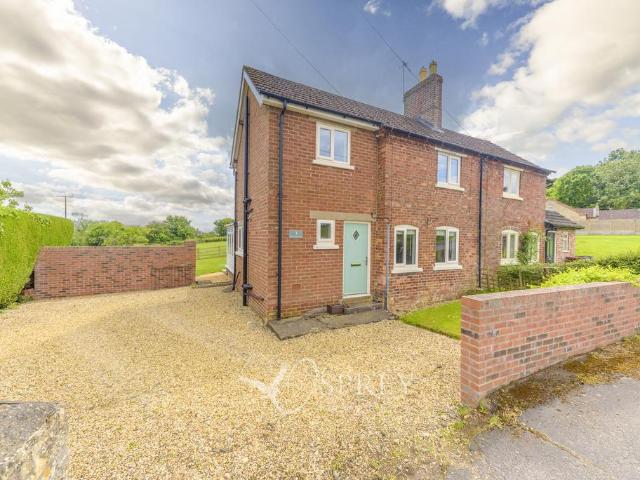 2 bedroom semi detached house for sale