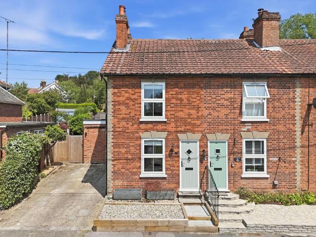 2 bedroom semi detached house for sale