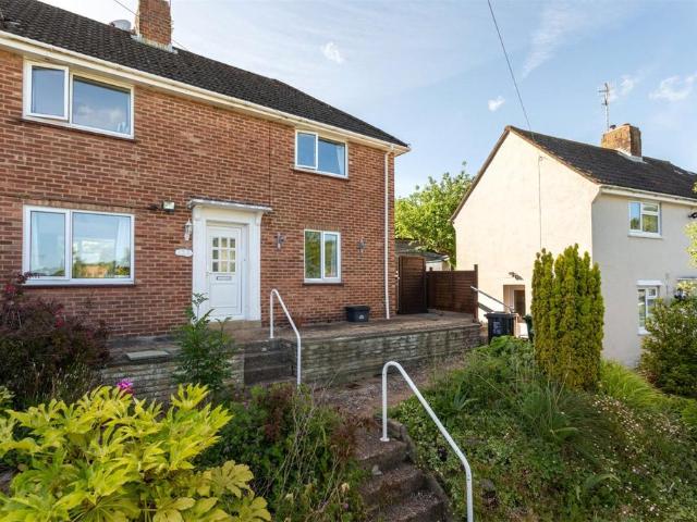 2 bedroom semi detached house for sale