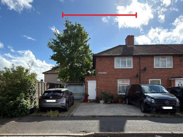 2 bedroom semi detached house for sale