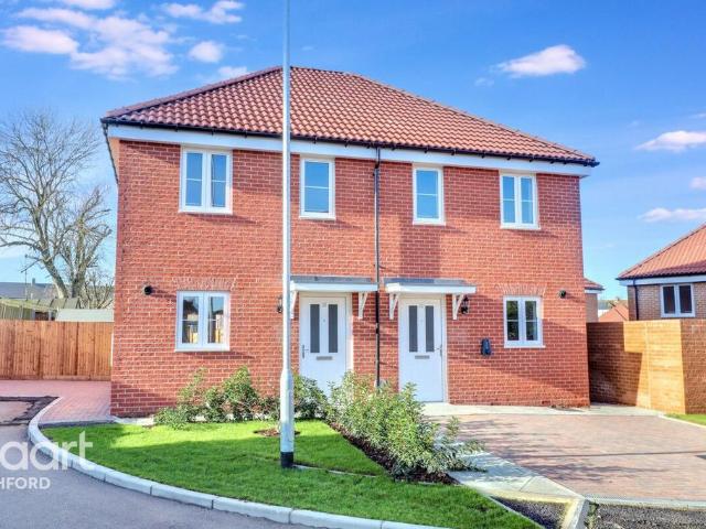 2 bedroom semi detached house for sale