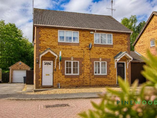 2 bedroom semi detached house for sale