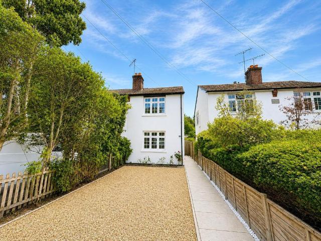 2 bedroom semi detached house for sale