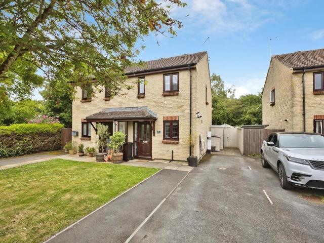 2 bedroom semi detached house for sale